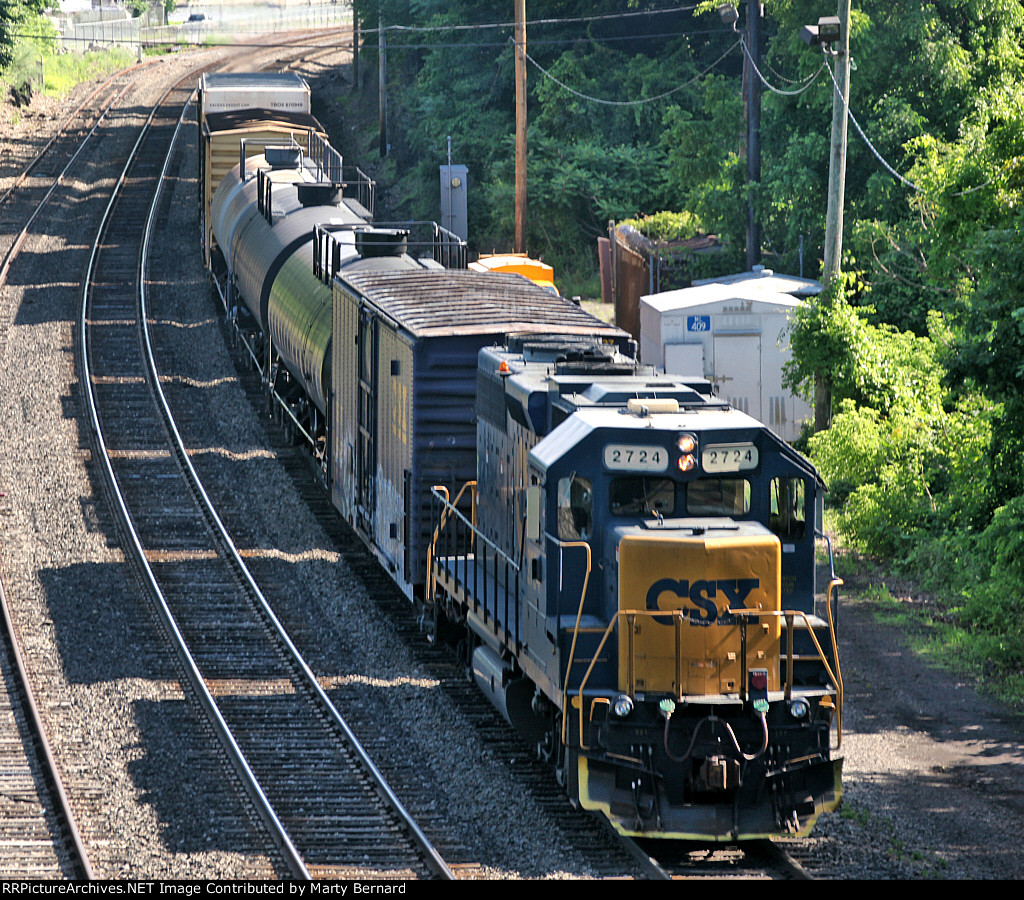 CSX 2724, Locomotive on Each End
